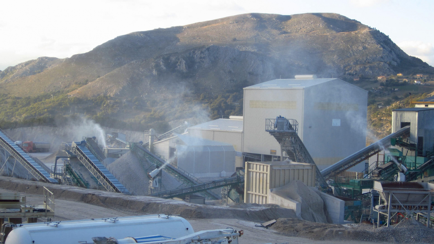 Dust Control Quarries with water mist and Turbine