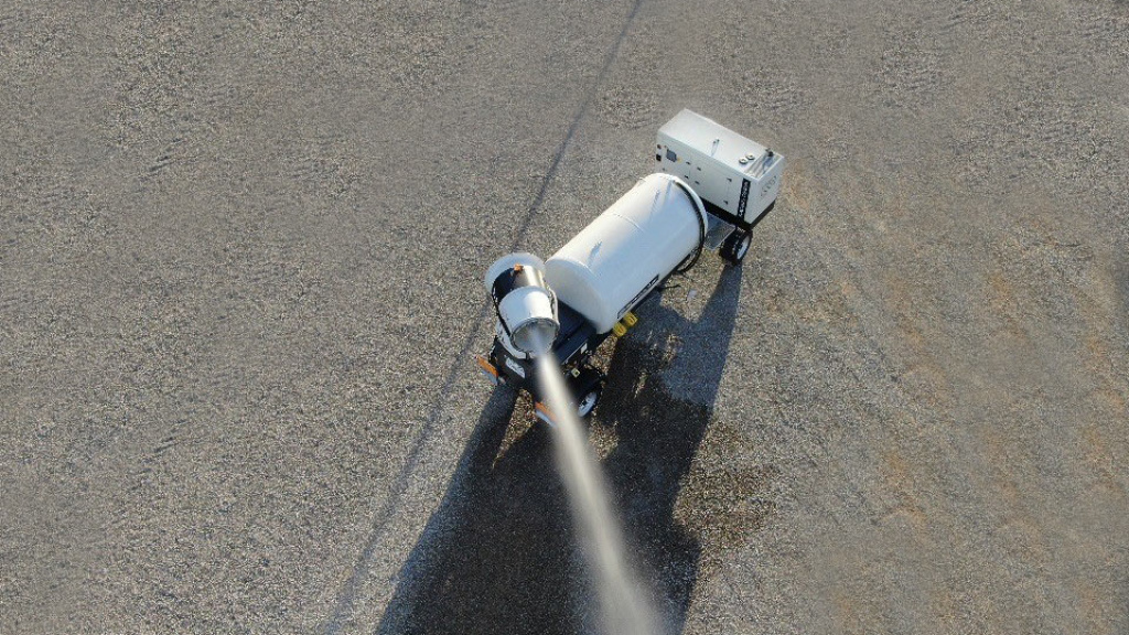 Self-sufficient all-in-one dust binding with Nautilus and electrical ...