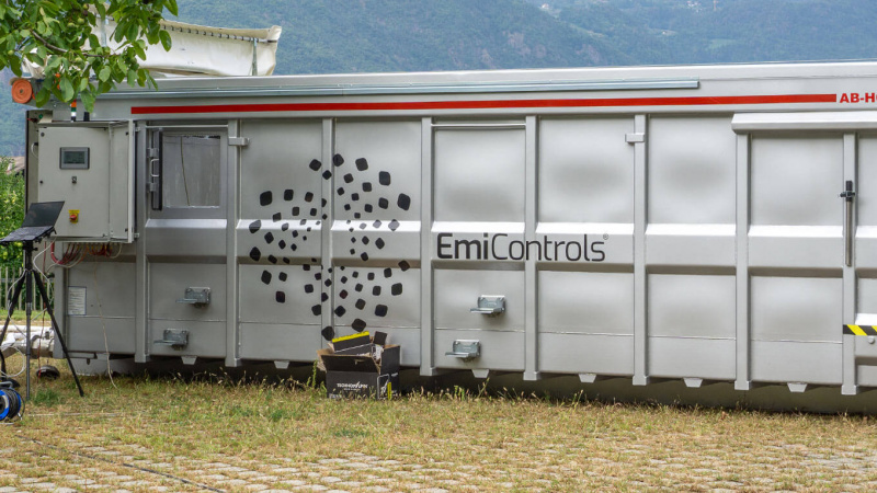 Quarantine container for electric cars