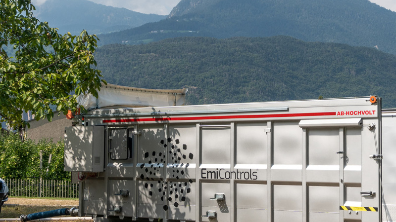 Quarantine container for electric cars