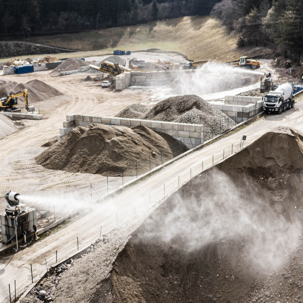 EmiControls - Dust suppression and fire fighting with water mist