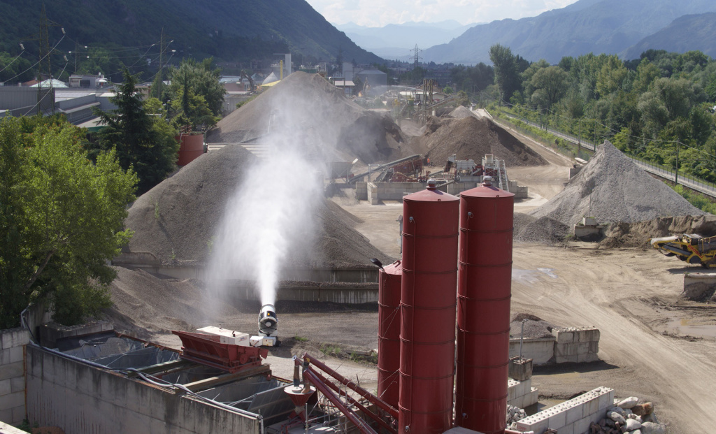 Dust Suppression: overview of methods to control dust / News and ...